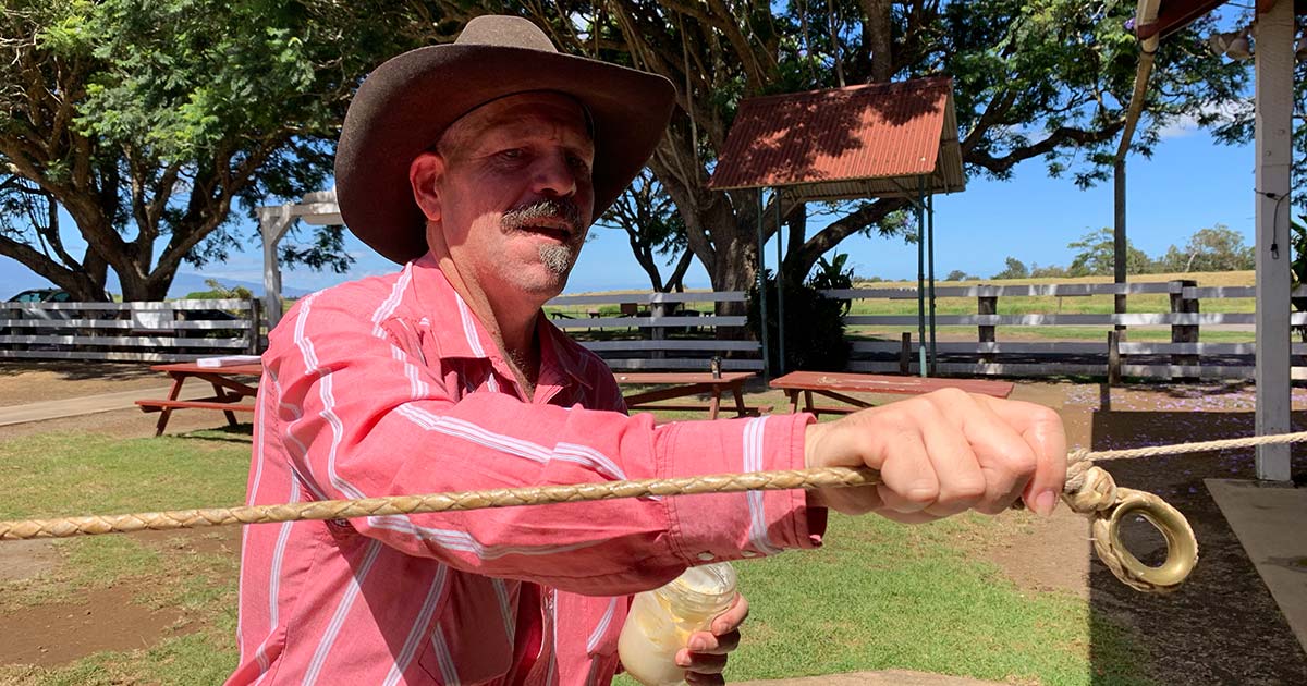 The Making of a Kaula Ili (rawhide rope) - Paniolo Preservation Society